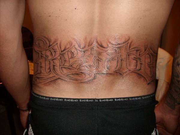 Last Name On Lower Back Tattoo Last Name On Lower Back Tattoo